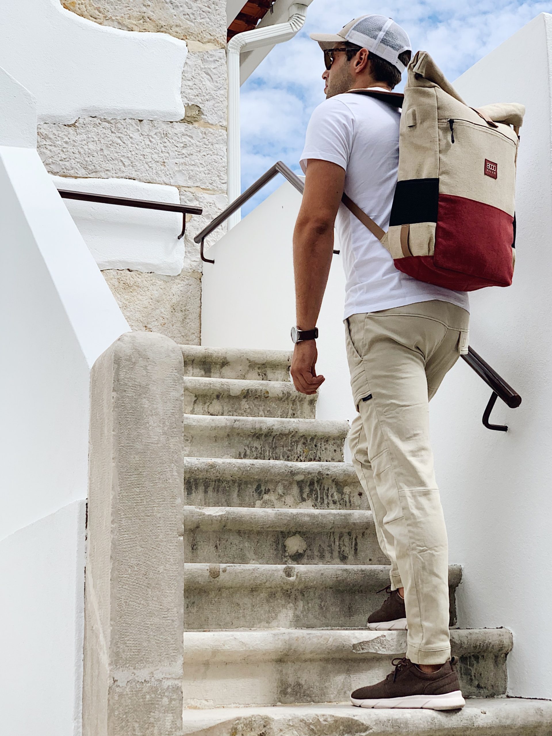 8000Kicks | The waterproof HEMP backpacks